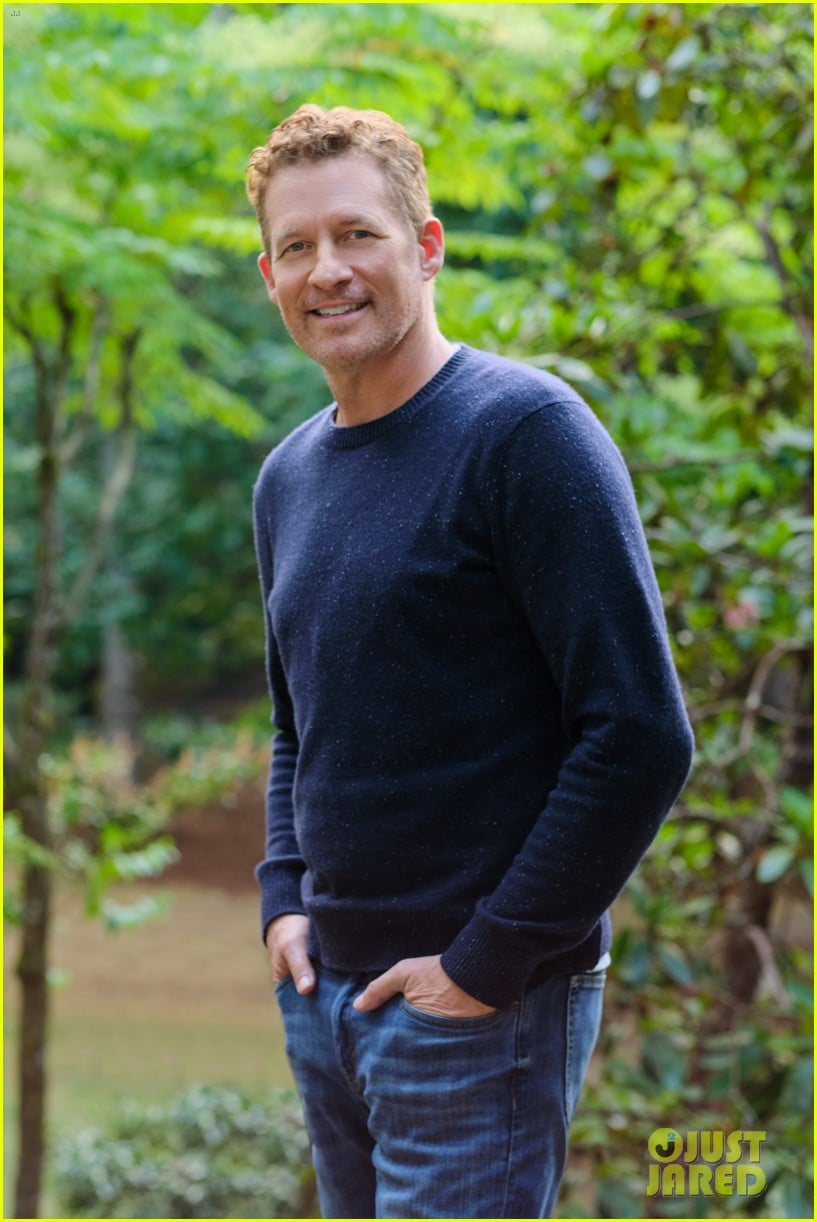 Teri Hatcher Talks Her New Hallmark Movie 'Mid-Love Crisis' With James ...