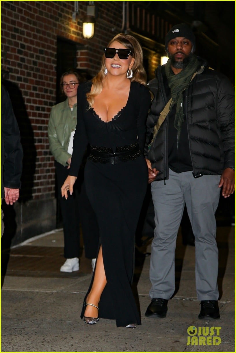 Mariah Carey Is Inviting You To Her NYC Penthouse for Christmas!: Photo ...