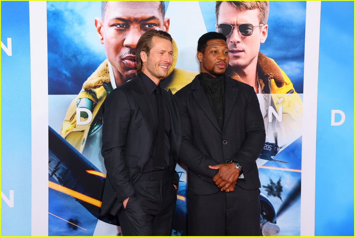 Michael B. Jordan Supports Jonathan Majors & Glen Powell at the ...