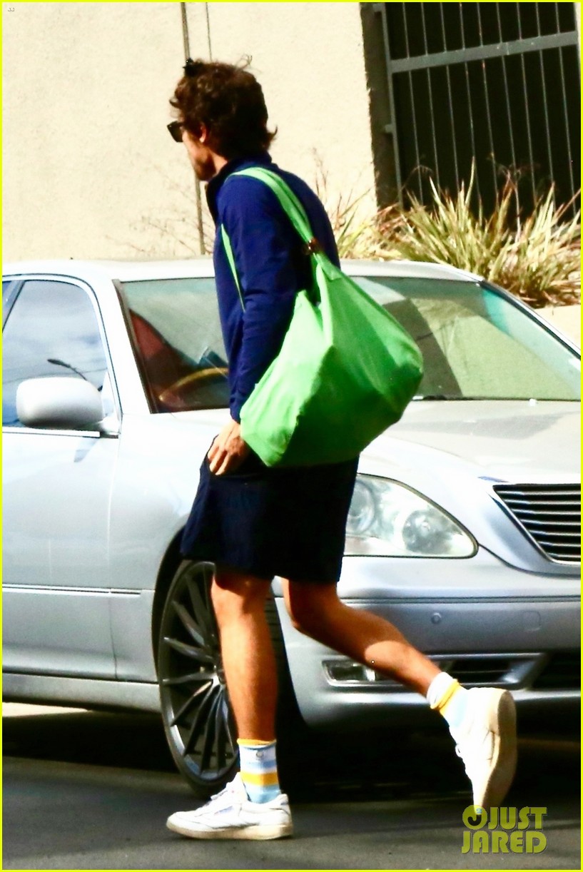 Harry Styles Gets In a Workout with Olivia Wilde Ahead of Next 'Love on ...