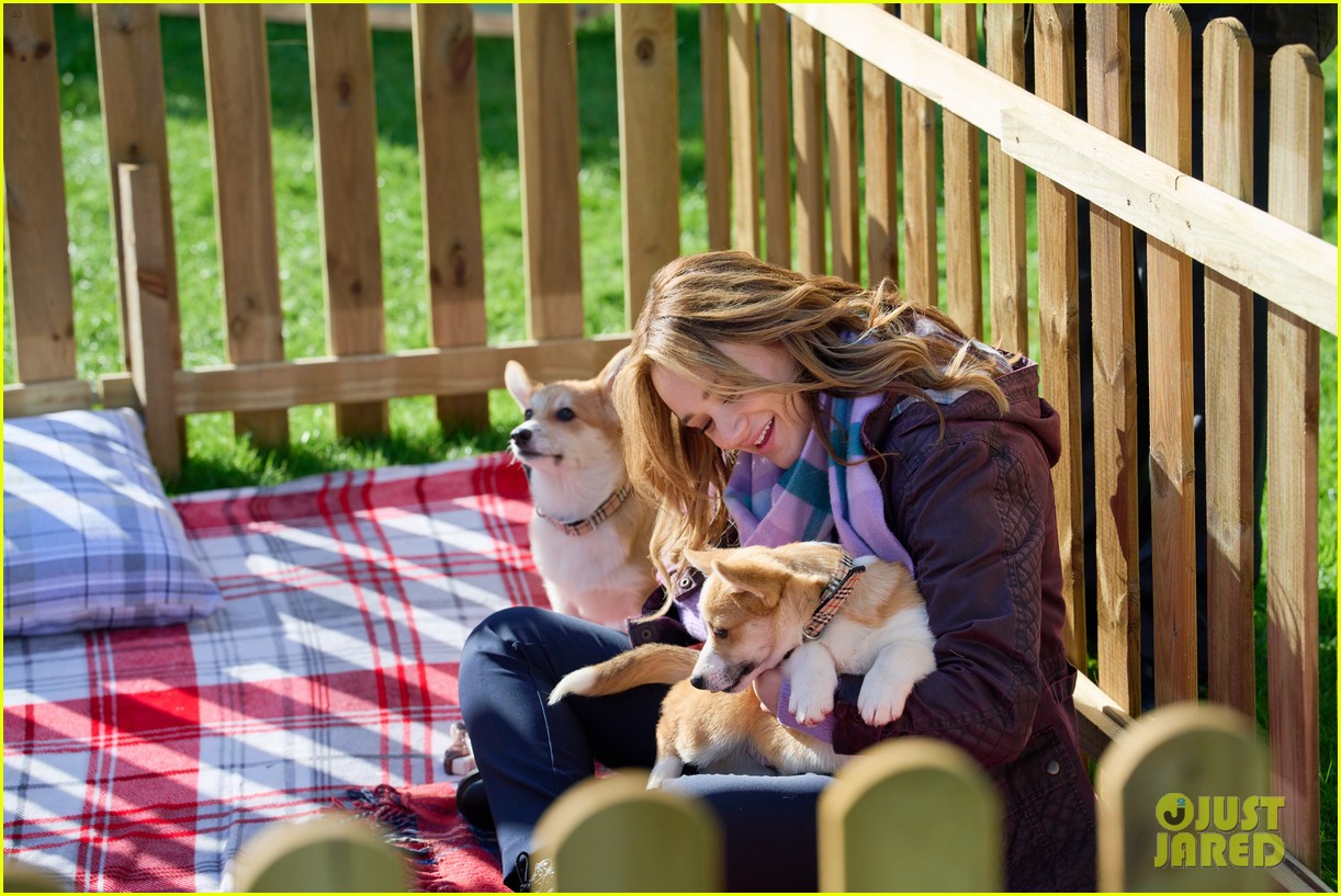 Hunter King Says She Cried Happy Tears While Working On Hallmark's 'A ...