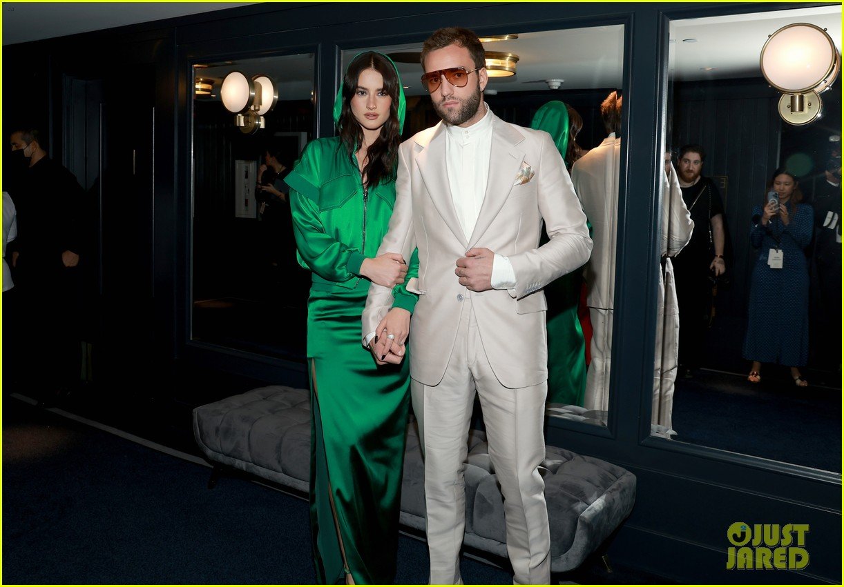 Tell Me Lies' Jackson White Confirms Grace Van Patten Real-Life Romance ...