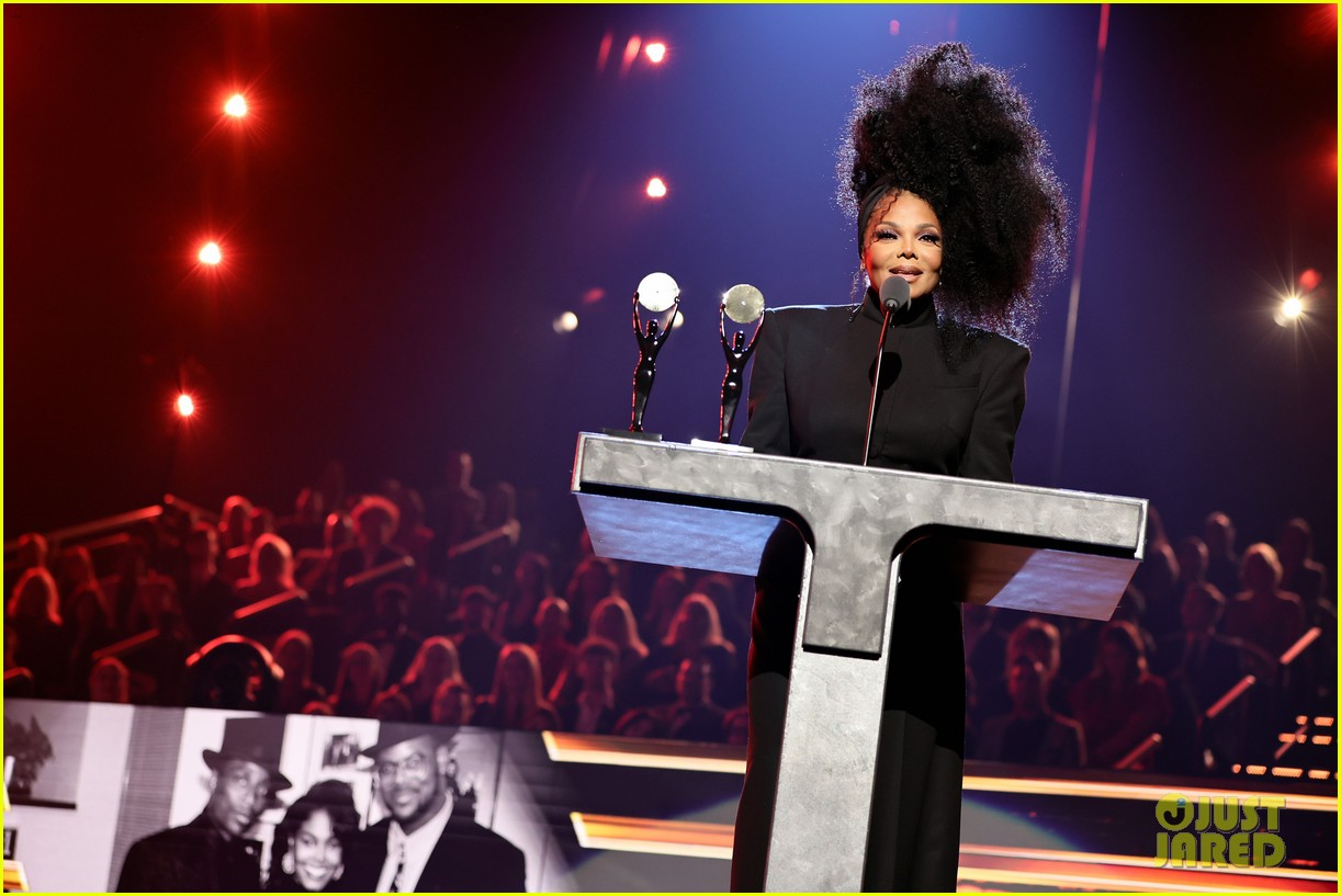 Janet Jackson Seemingly References 'Control' Album Art At Rock & Roll ...