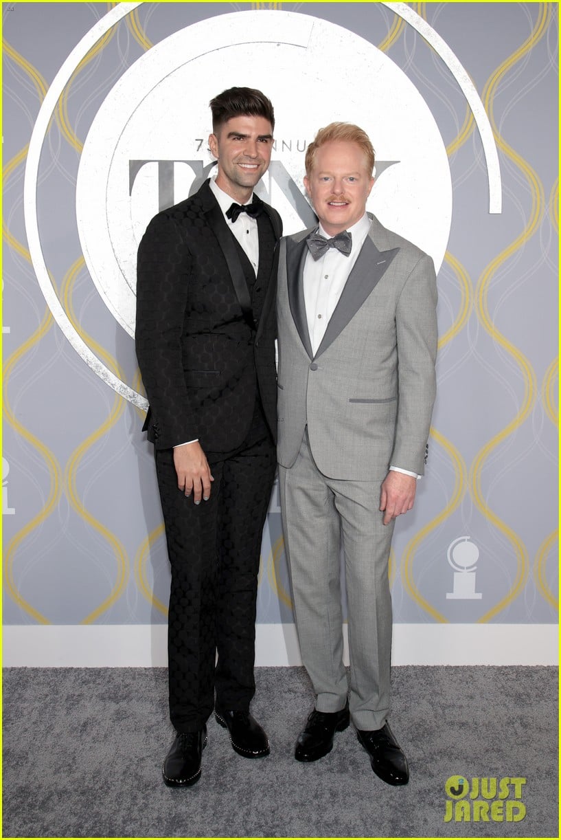 Jesse Tyler Ferguson Welcomes Second Child with Husband Justin Mikita ...