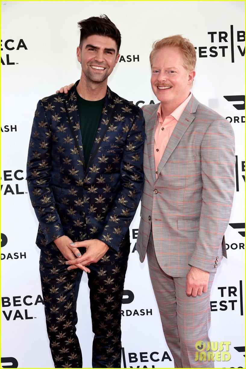 Jesse Tyler Ferguson Welcomes Second Child with Husband Justin Mikita ...