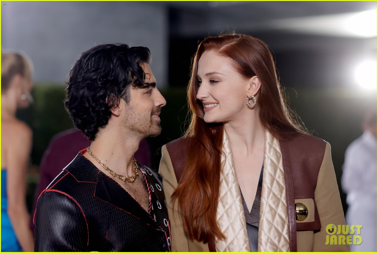 Here's Why Joe Jonas & Sophie Turner Keep Their Family Life As Private ...