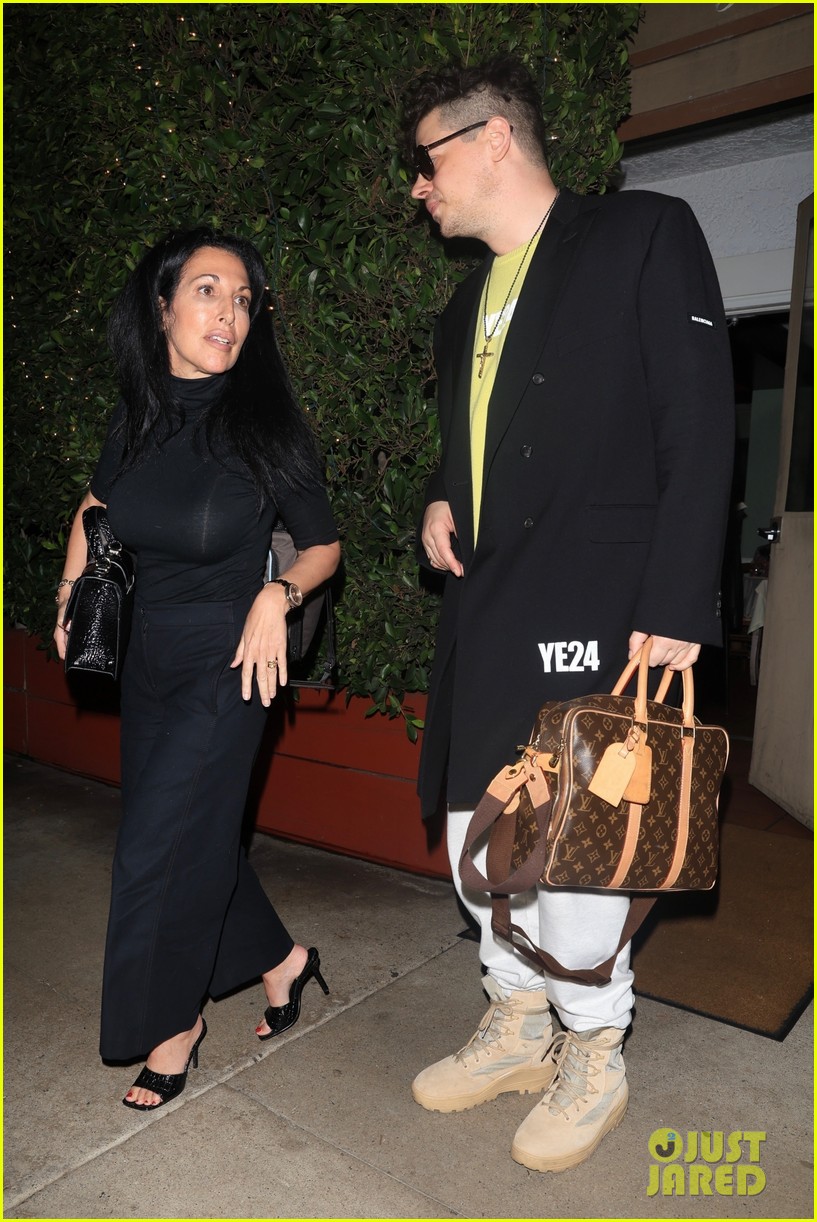 Kanye West Dines Out With Milo Yiannopoulos & Fellow Kim Kardashian Ex ...