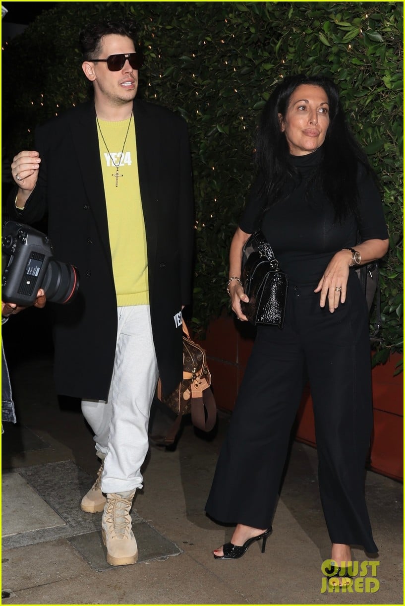 Kanye West Dines Out With Milo Yiannopoulos & Fellow Kim Kardashian Ex ...