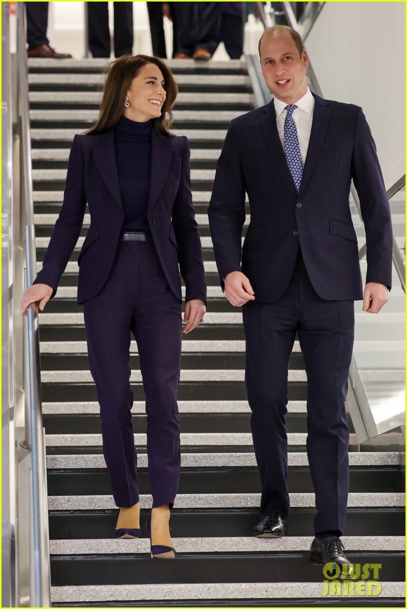 Prince William & Kate Middleton Arrive In Boston Ahead of Earthshot Prize Ceremony 2022: Photo ...