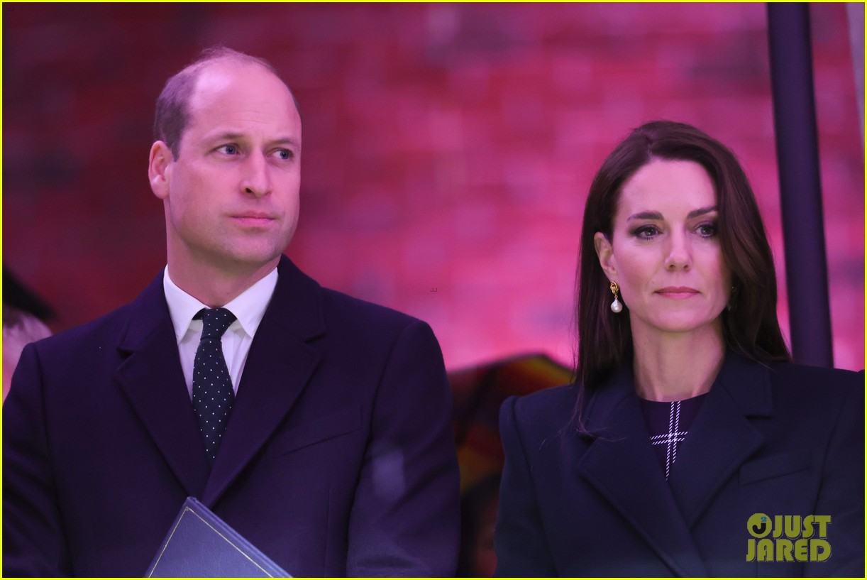 Prince William & Kate Middleton Arrive In Boston Ahead of Earthshot Prize Ceremony 2022: Photo ...