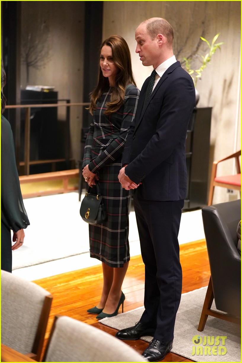 Prince William & Kate Middleton Arrive In Boston Ahead of Earthshot Prize Ceremony 2022: Photo ...