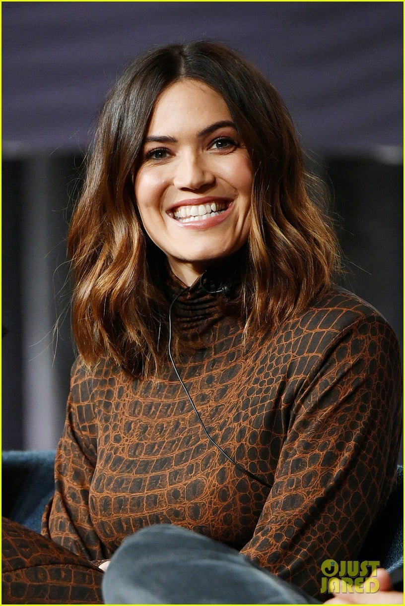 Mandy Moore Reunites With 'This Is Us' Showrunners For 'Twin Flames ...