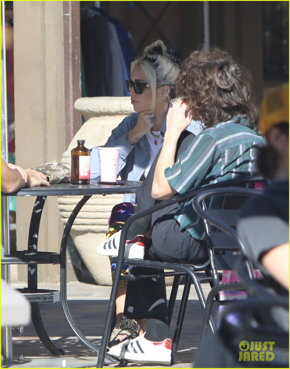 Miley Cyrus Is Still Going Strong with Boyfriend Maxx Morando - See New ...