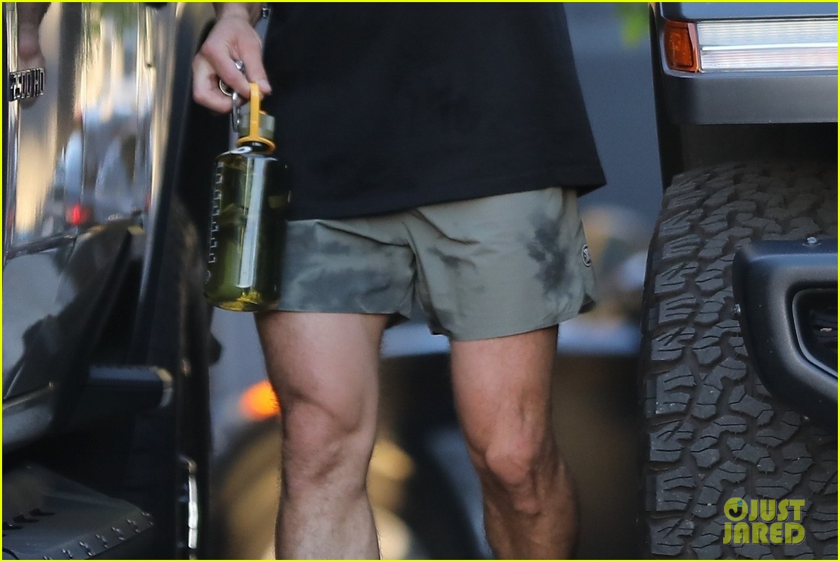 Milo Ventimiglia Is Looking Fit After Starting His Week With a Workout ...