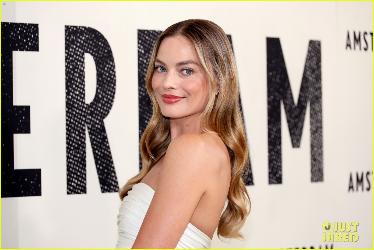 Margot Robbie Admits She Didn't Know the Definition of Sexual ...