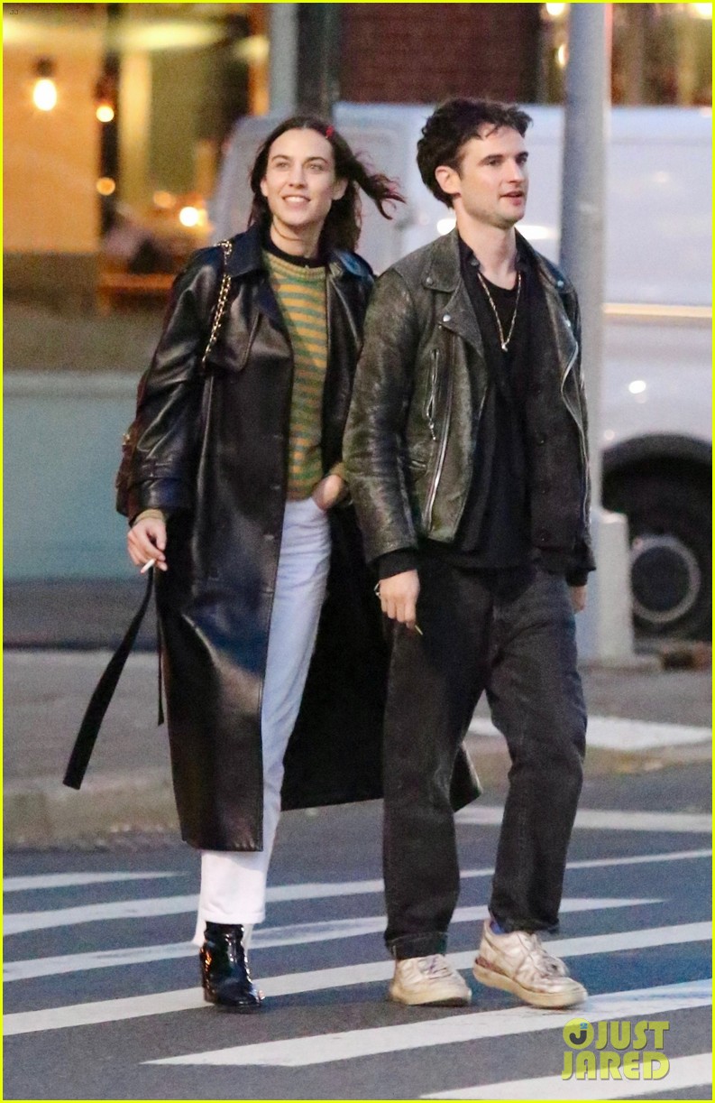 Tom Sturridge & Girlfriend Alexa Chung Keep Close During Day Out in NYC ...