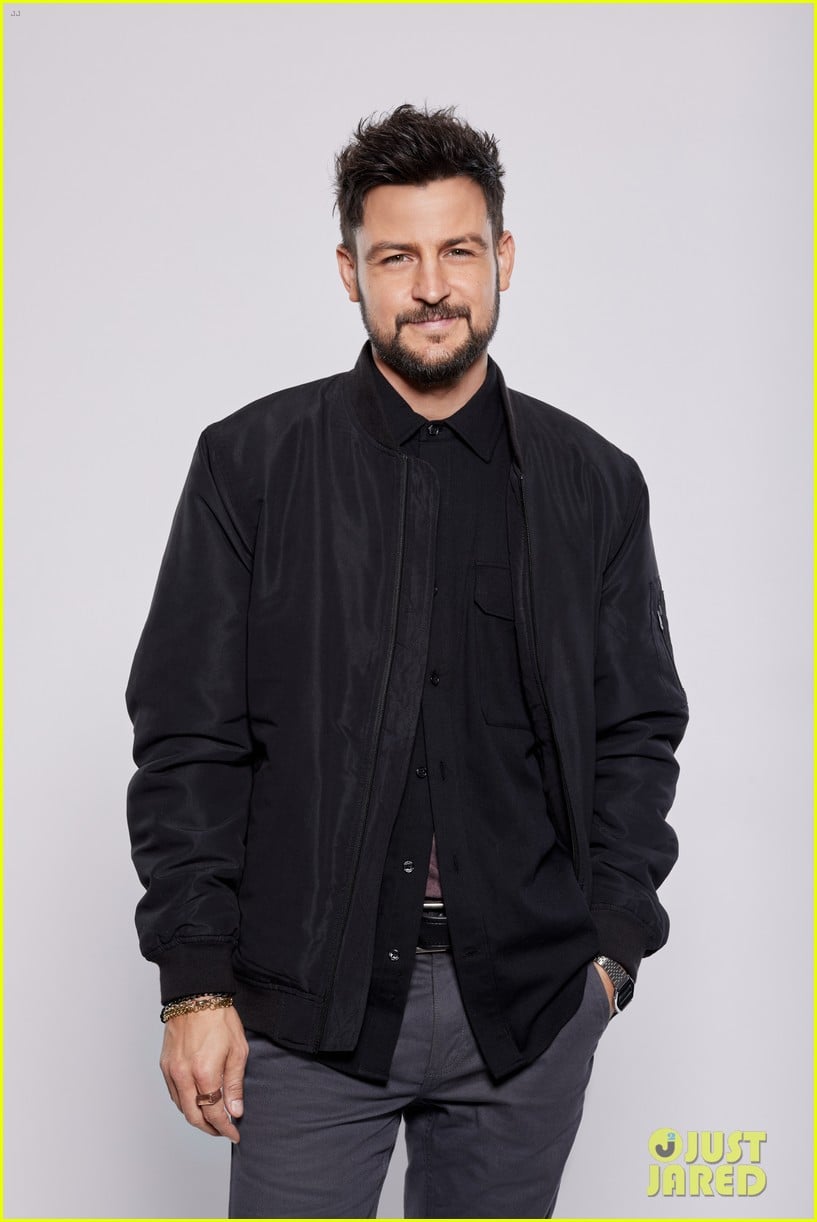 Tyler Hynes Missed His Flight While Going To Film Hallmark's 'Three ...