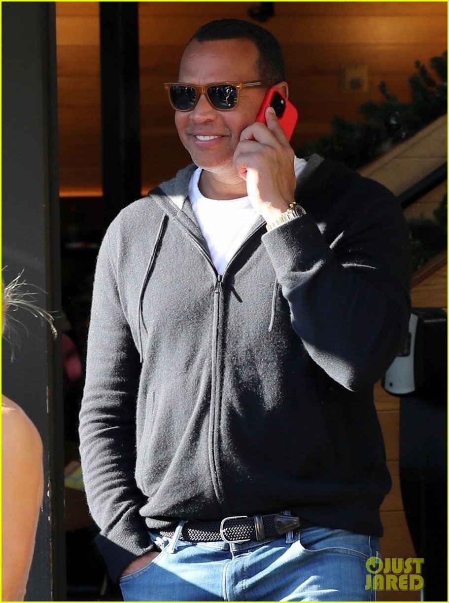 Alex Rodriguez & Girlfriend Jac Cordeiro Spend the Afternoon Shopping ...