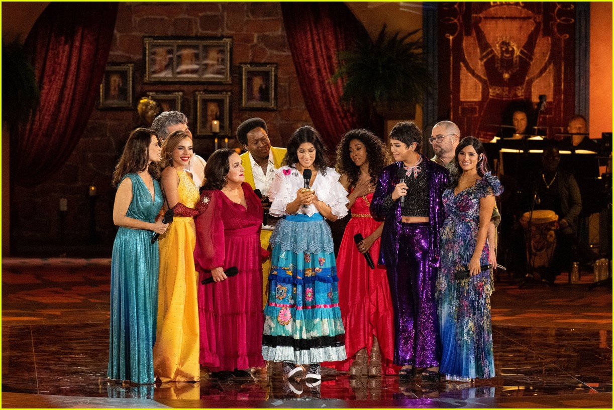 'Encanto at the Hollywood Bowl' Disney+ Special - Full Cast, Trailer & Photos Revealed!: Photo ...