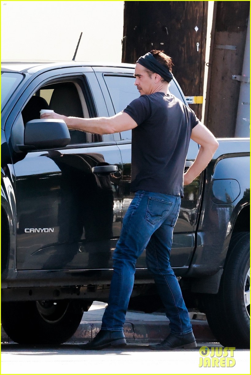 Colin Farrell Goes for Coffee Run After Golden Globes & Critics' Choice ...