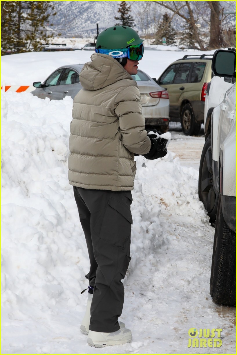 Justin Bieber & Kendall Jenner Hit the Slopes During Aspen Trip: Photo ...