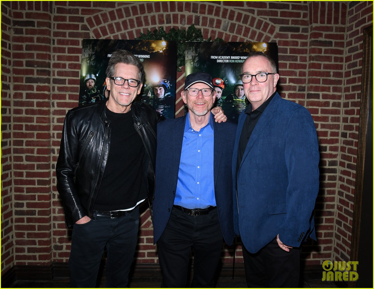 Kevin Bacon Reunites With 'Apollo 13' Director Ron Howard For 'Thirteen ...