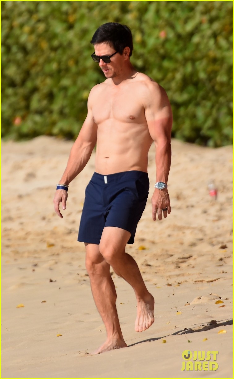 Mark Wahlberg & Wife Rhea Hit the Beach on Vacation in Barbados: Photo ...