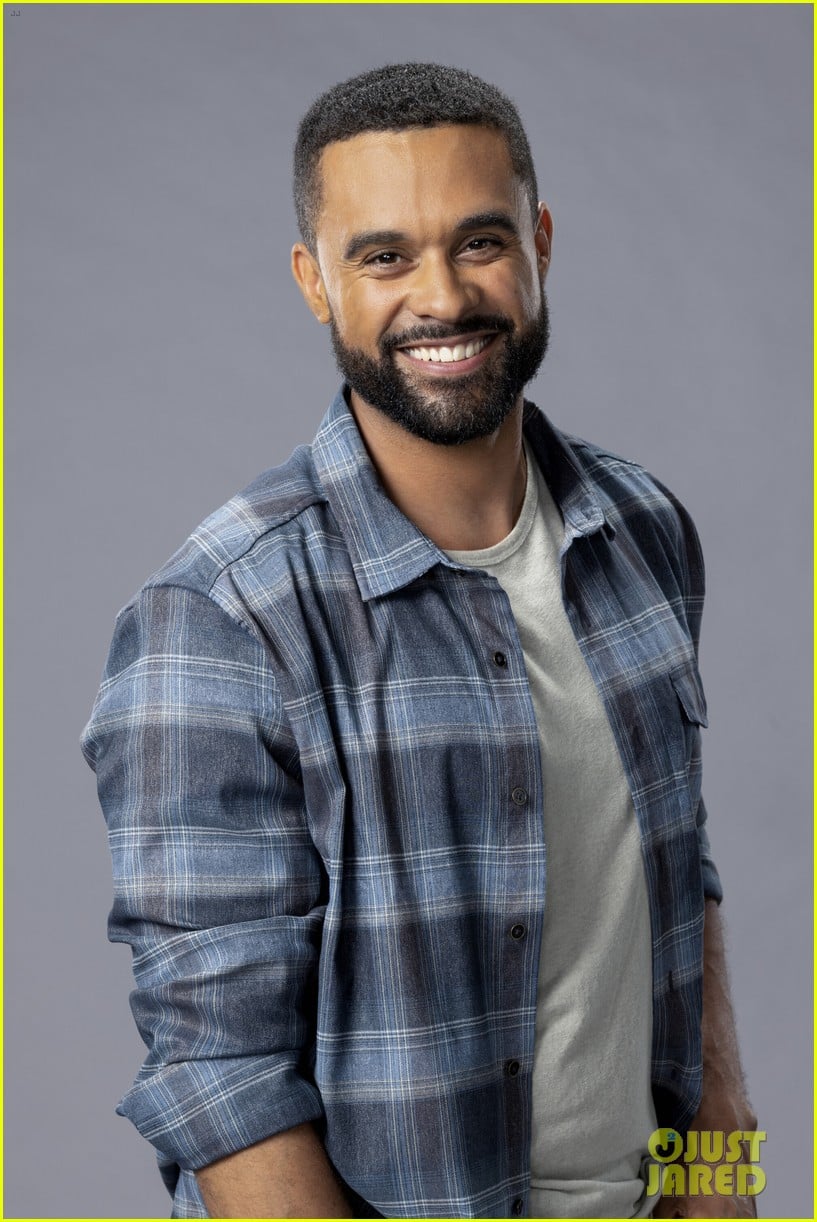 Liza Lapira Finds Herself In A Love Triangle With Neal Bledsoe & Nathan ...