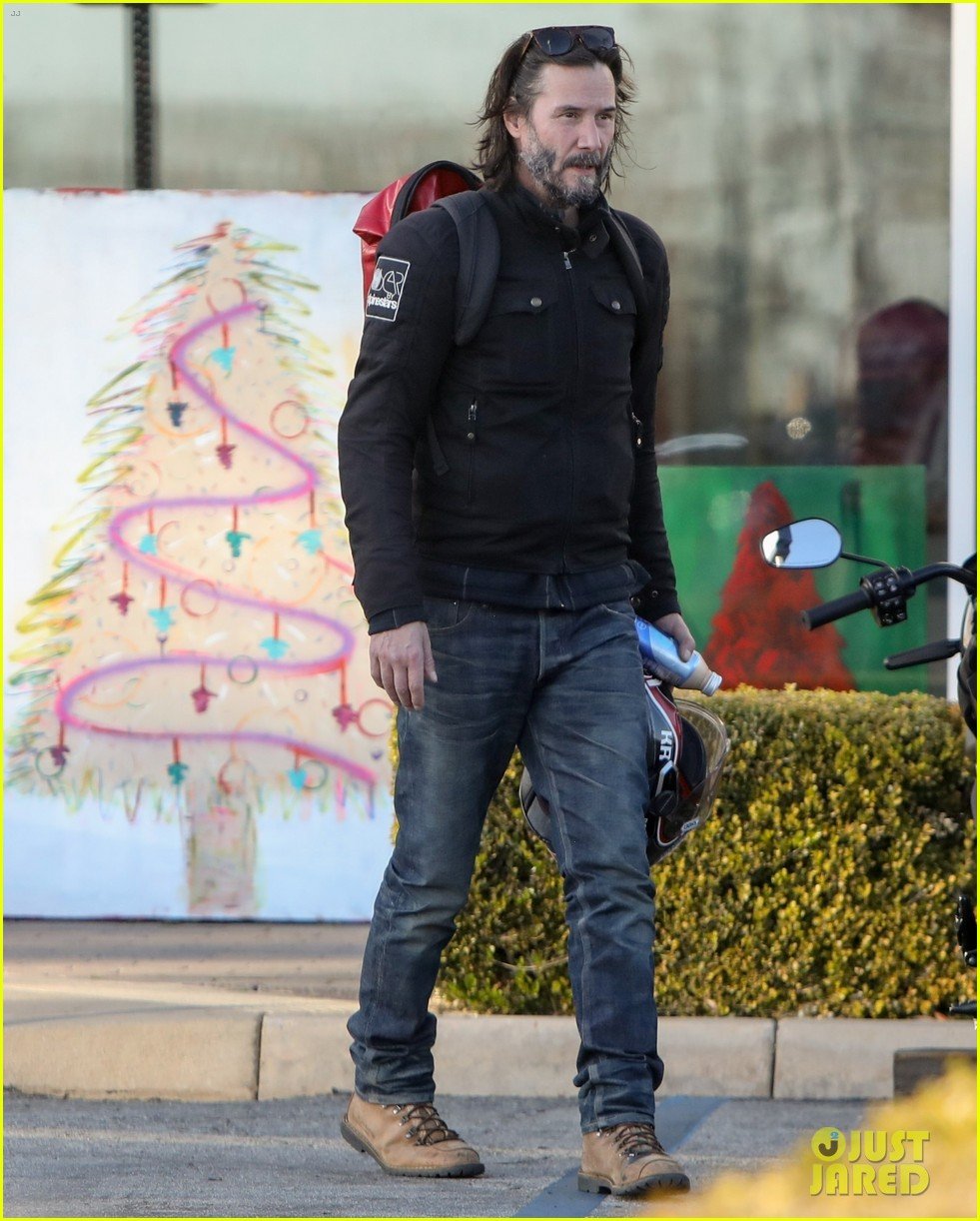 Keanu Reeves Rides His Motorcycle to Malibu to Do Some Holiday Shopping ...