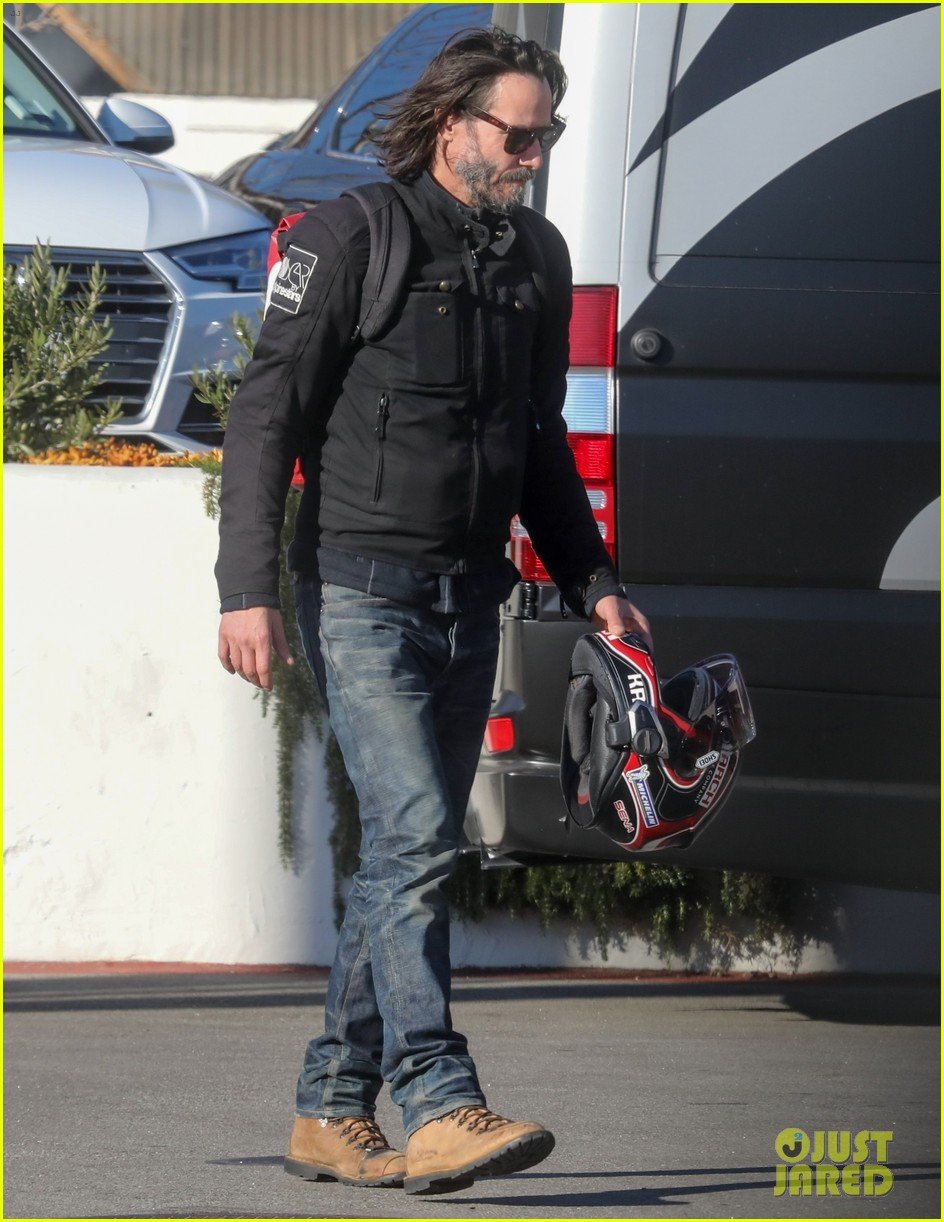 Keanu Reeves Rides His Motorcycle to Malibu to Do Some Holiday Shopping ...
