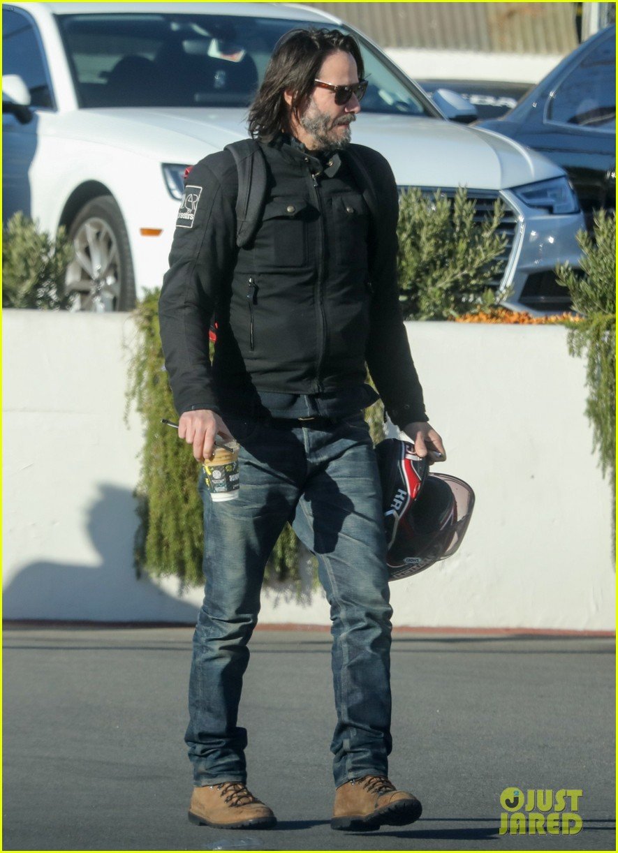 Keanu Reeves Rides His Motorcycle to Malibu to Do Some Holiday Shopping ...
