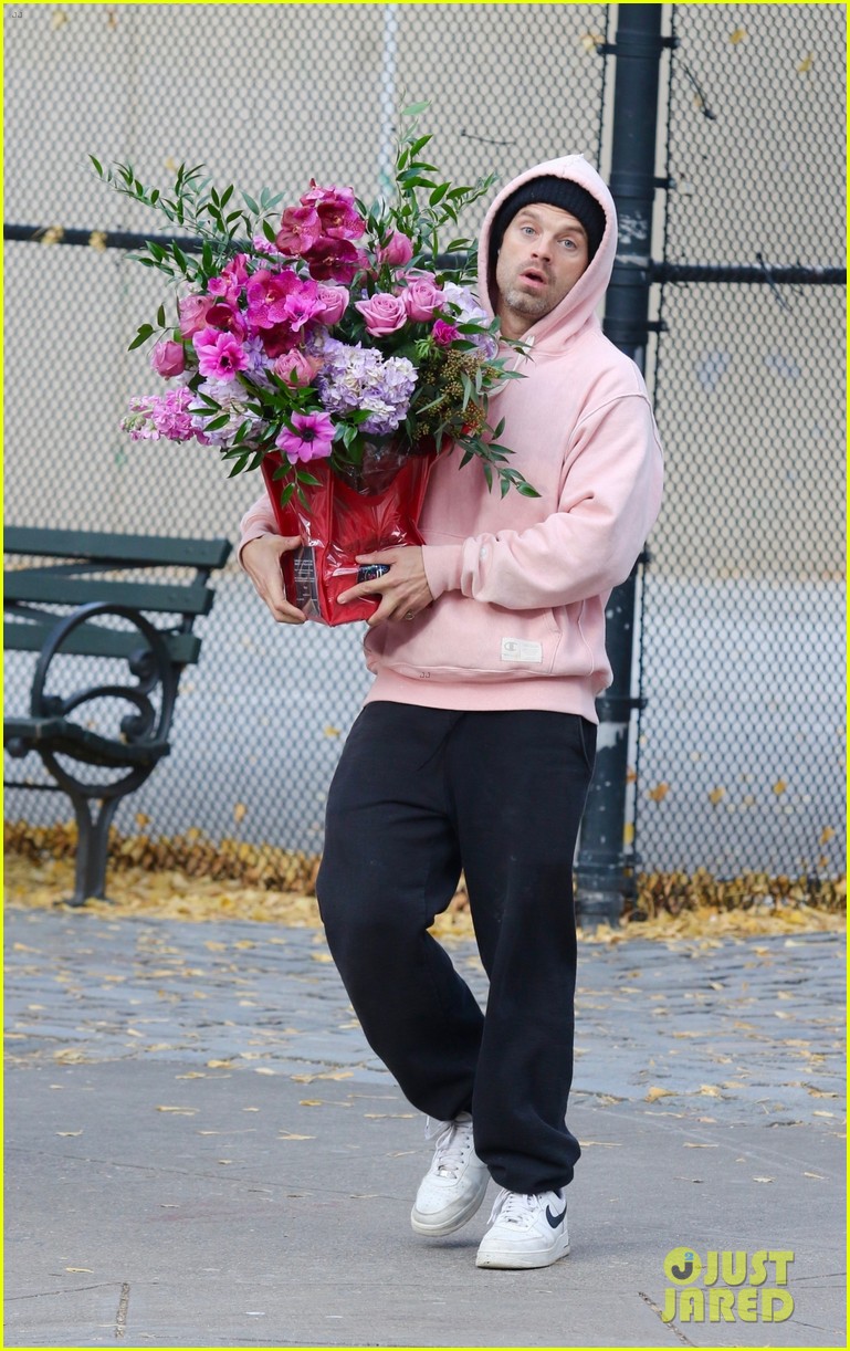 Sebastian Stan Carries Flowers Around NYC After Earning First Golden ...