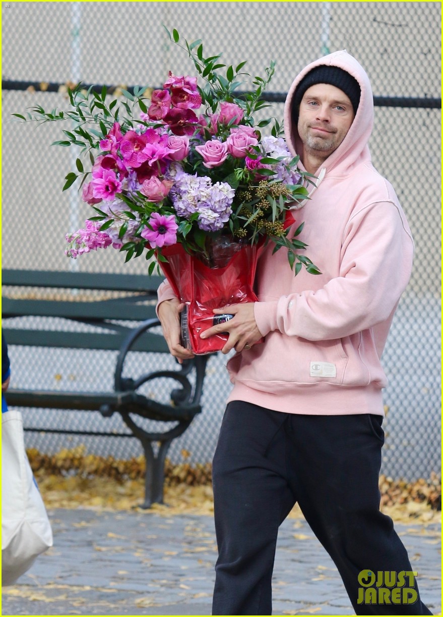 Sebastian Stan Carries Flowers Around NYC After Earning First Golden ...