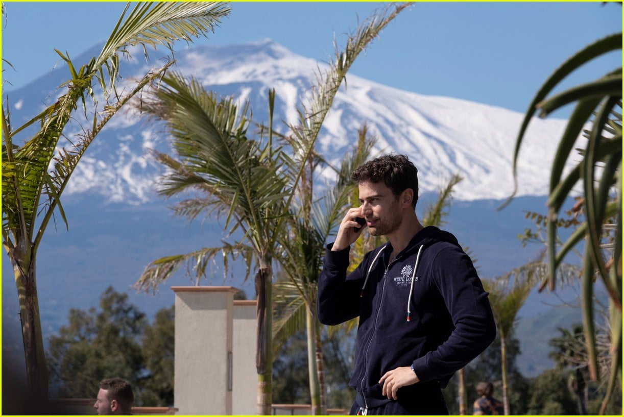 Theo James Reveals If He Wore a Prosthetic for His Full Frontal Scene ...