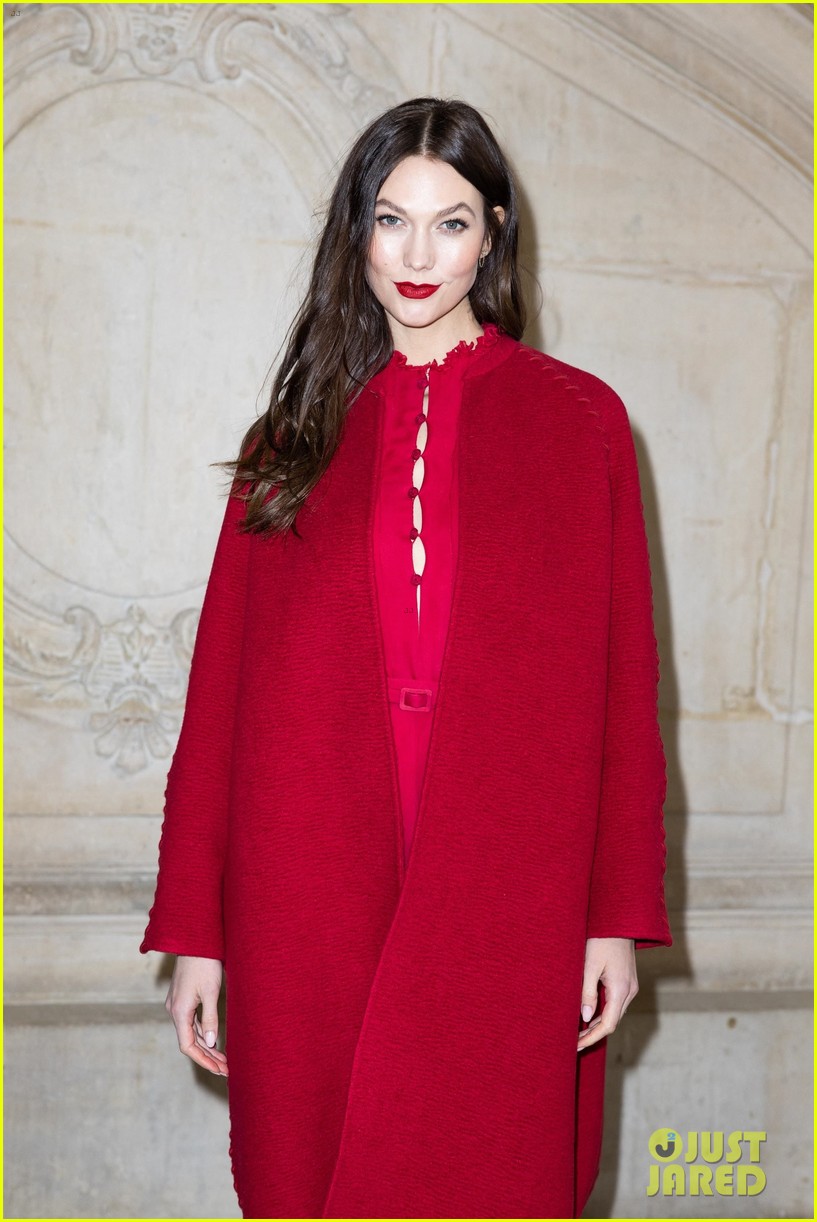 Anya Taylor-Joy, Blackpink's Jisoo & More Stars Stun in Gorgeous Looks For Christian Dior Paris ...