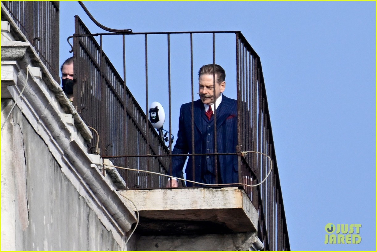 Kenneth Branagh Films 'A Haunting in Venice' with Co-Stars Tina Fey ...