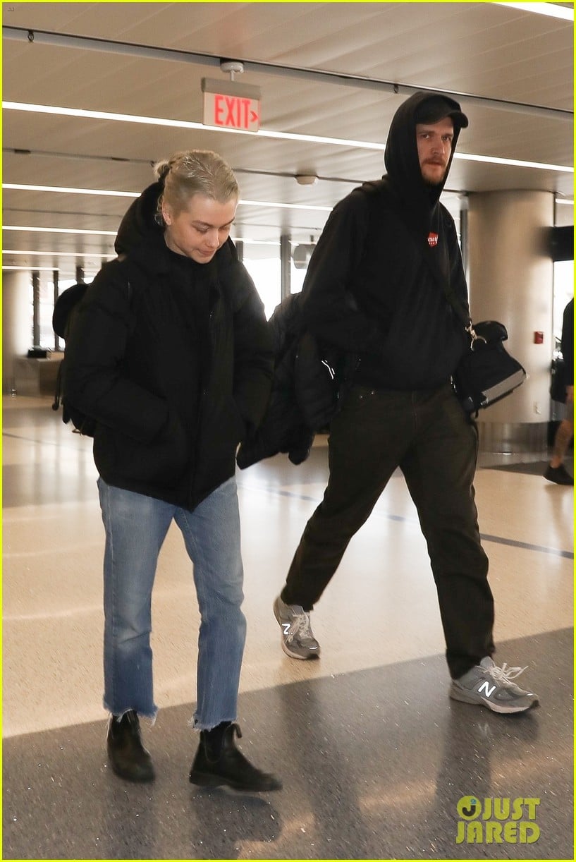 Phoebe Bridgers & Bo Burnham Spotted at Airport Together Amid Dating ...