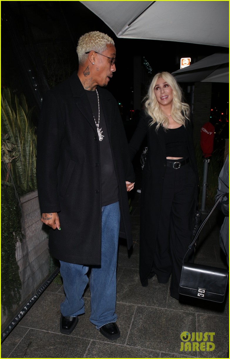 Cher Looks So in Love with Boyfriend Alexander 'A.E.' Edwards in New ...