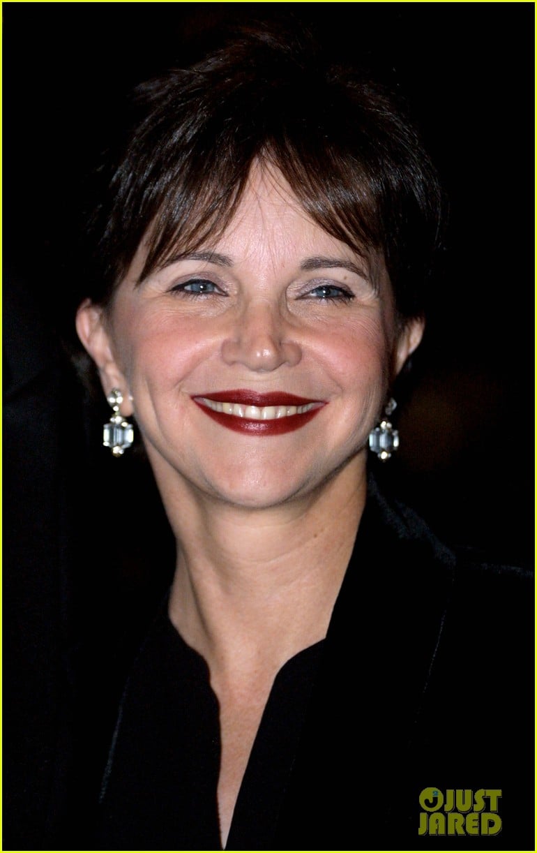 Laverne And Shirleys Cindy Williams Dies At 75 Photo 4887043 Rip