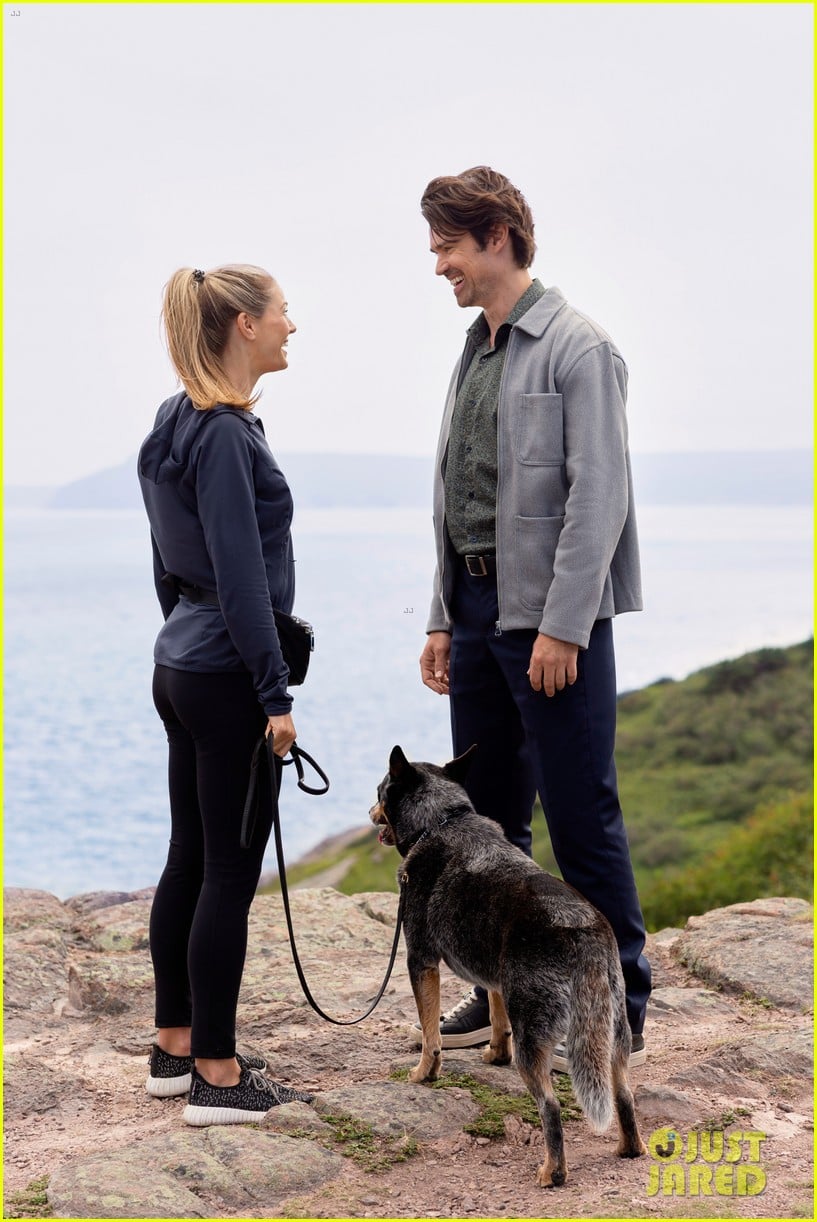 Hallmark Channel's First Movie of 2023, The Dog Lovers Guide To Dating ...