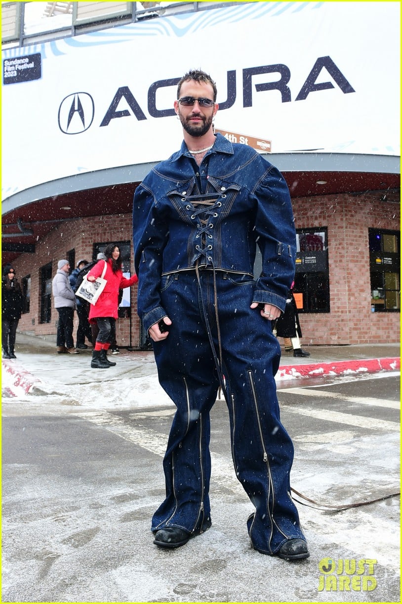 Jordan Firstman Grabs His Bulge at 'Rotting in the Sun' Premiere, Talks ...