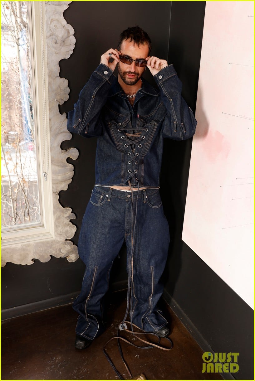 Jordan Firstman Grabs His Bulge at 'Rotting in the Sun' Premiere, Talks ...