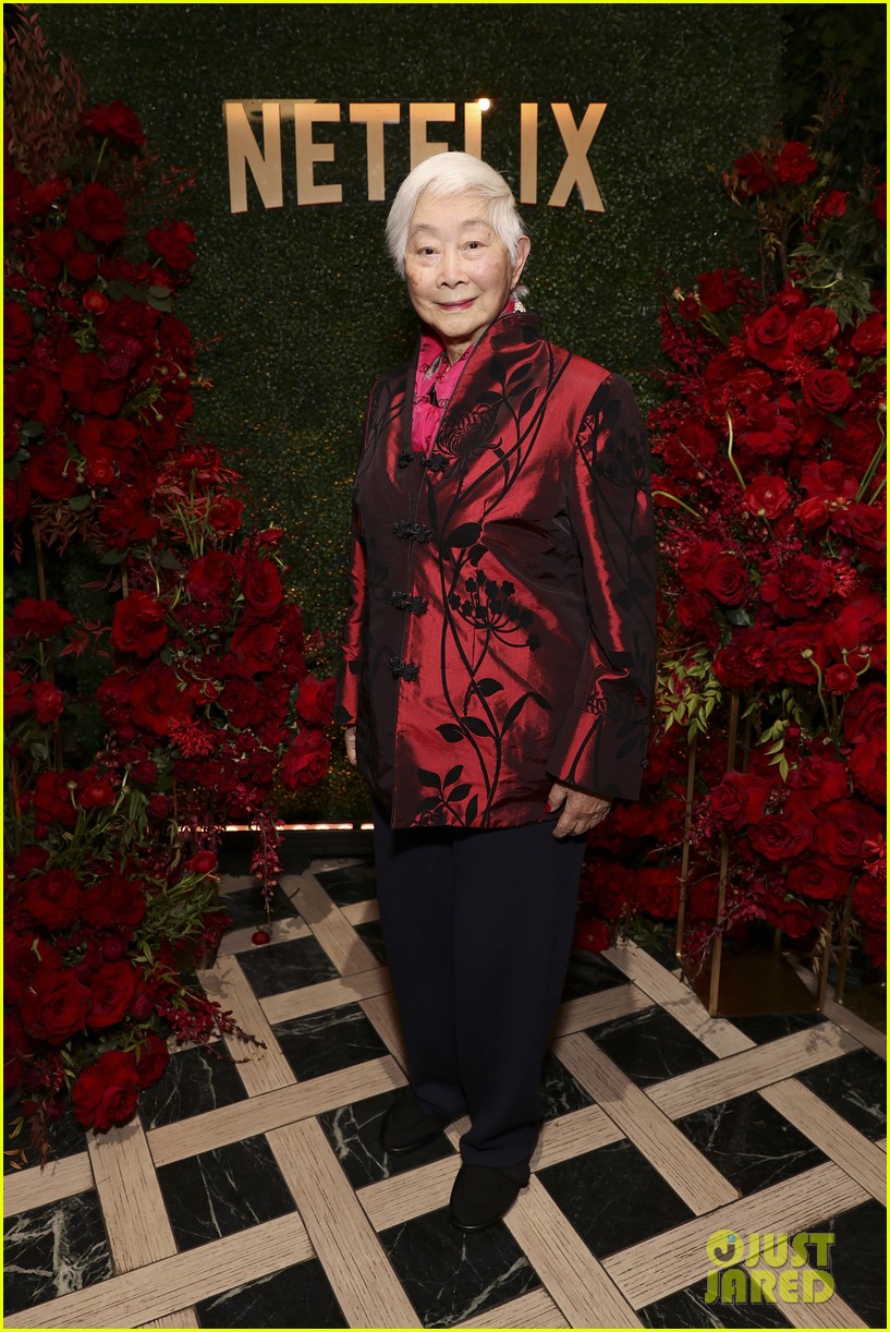 Kate Hudson, Jenna Ortega & More Netflix Stars Celebrate the Golden ...