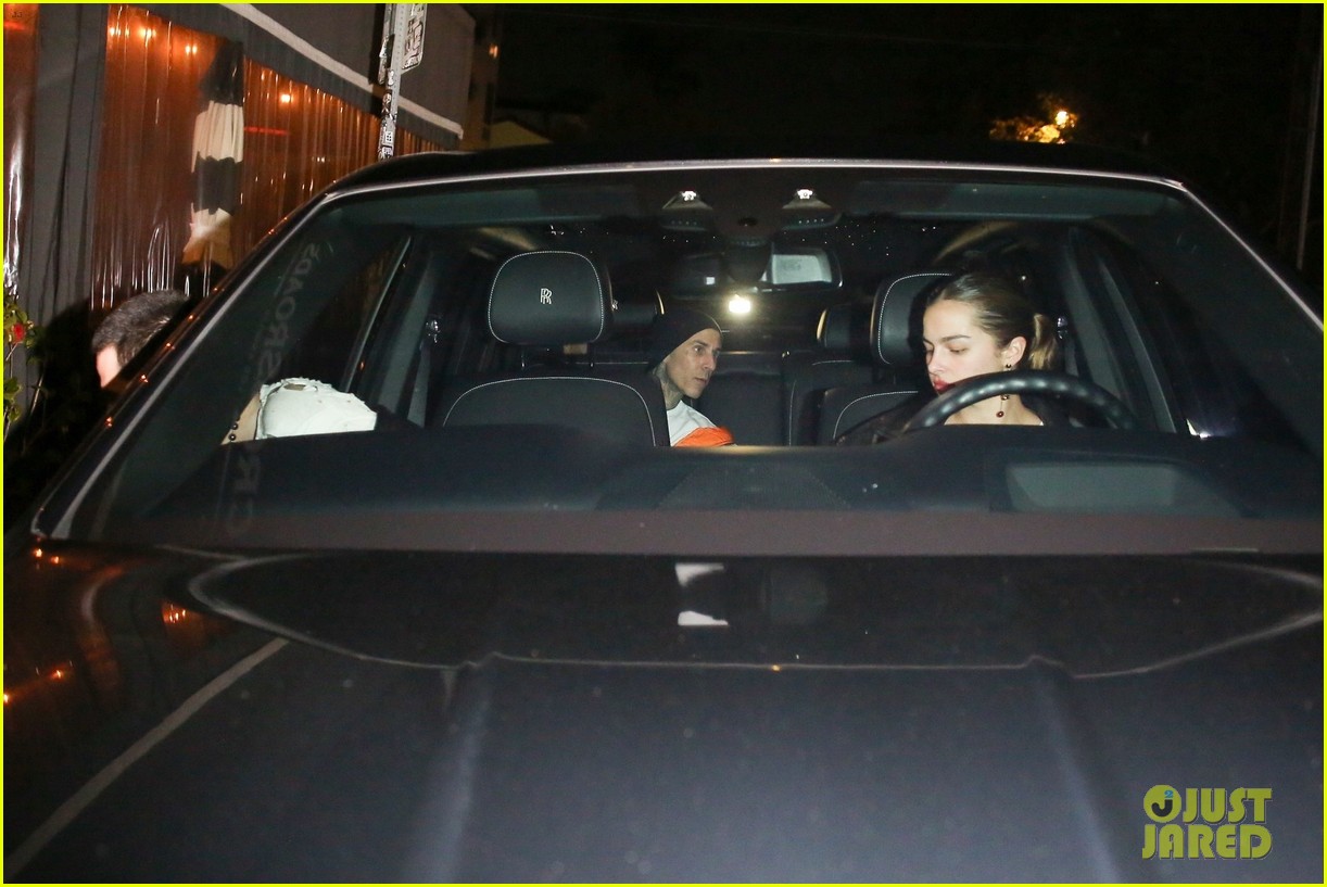 Kourtney Kardashian & Addison Rae's Friendship Is Going Strong, Spotted ...