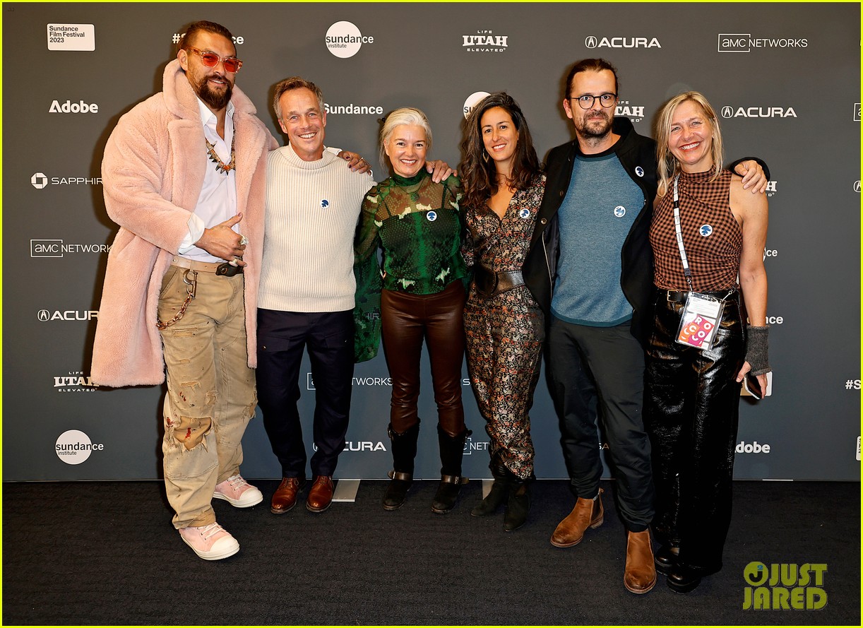 Jason Momoa Shares Big Hug with Director Matthieu Rytz at 'Deep Rising ...