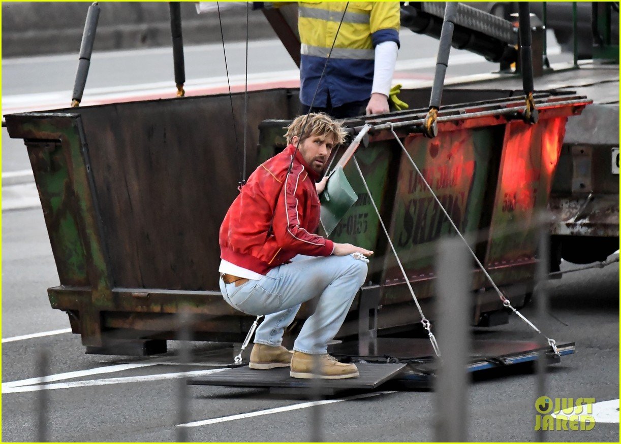 Ryan Gosling Hangs on For Dear Life While Filming 'The Fall Guy' Stunt ...