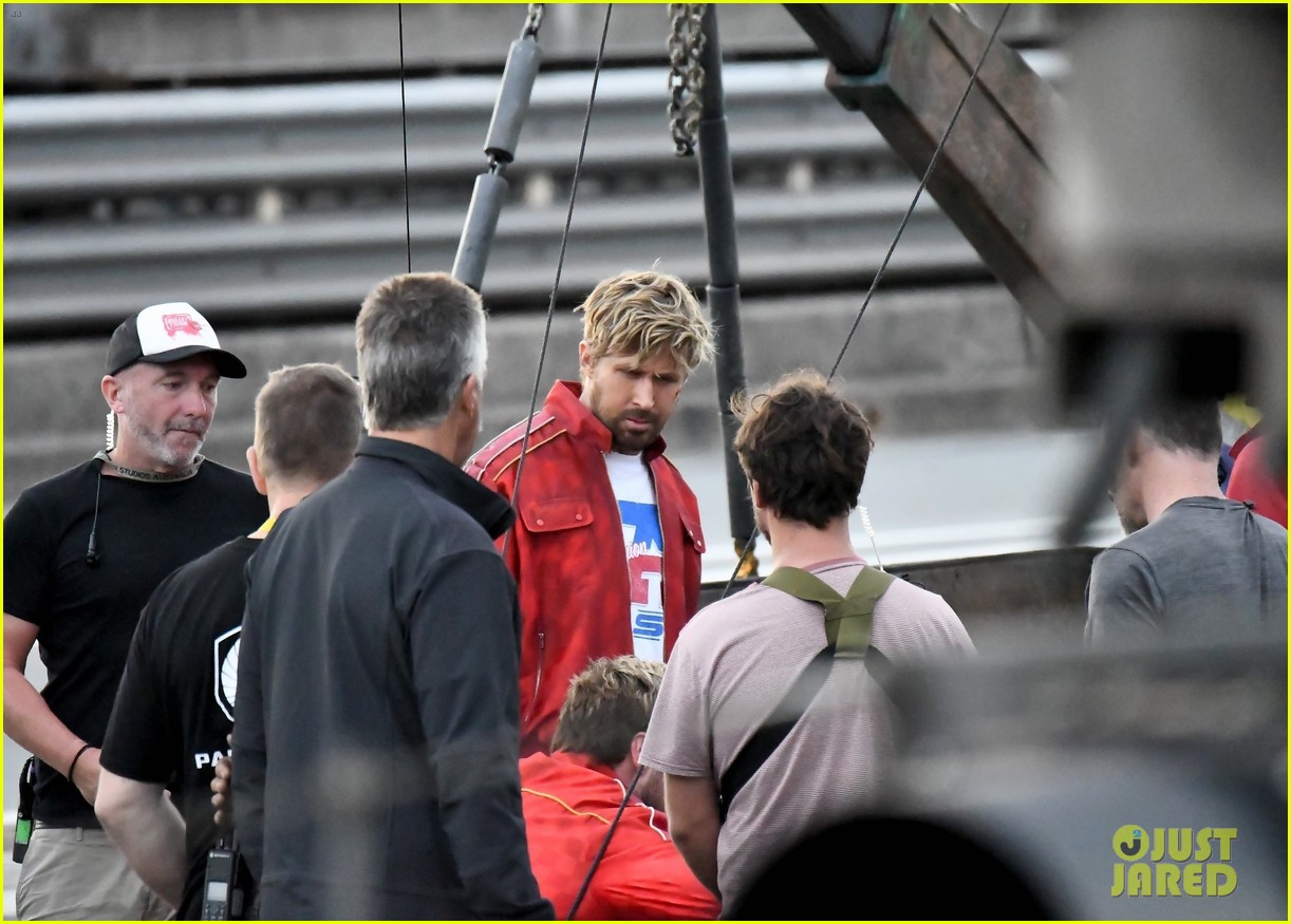 Ryan Gosling Hangs on For Dear Life While Filming 'The Fall Guy' Stunt ...