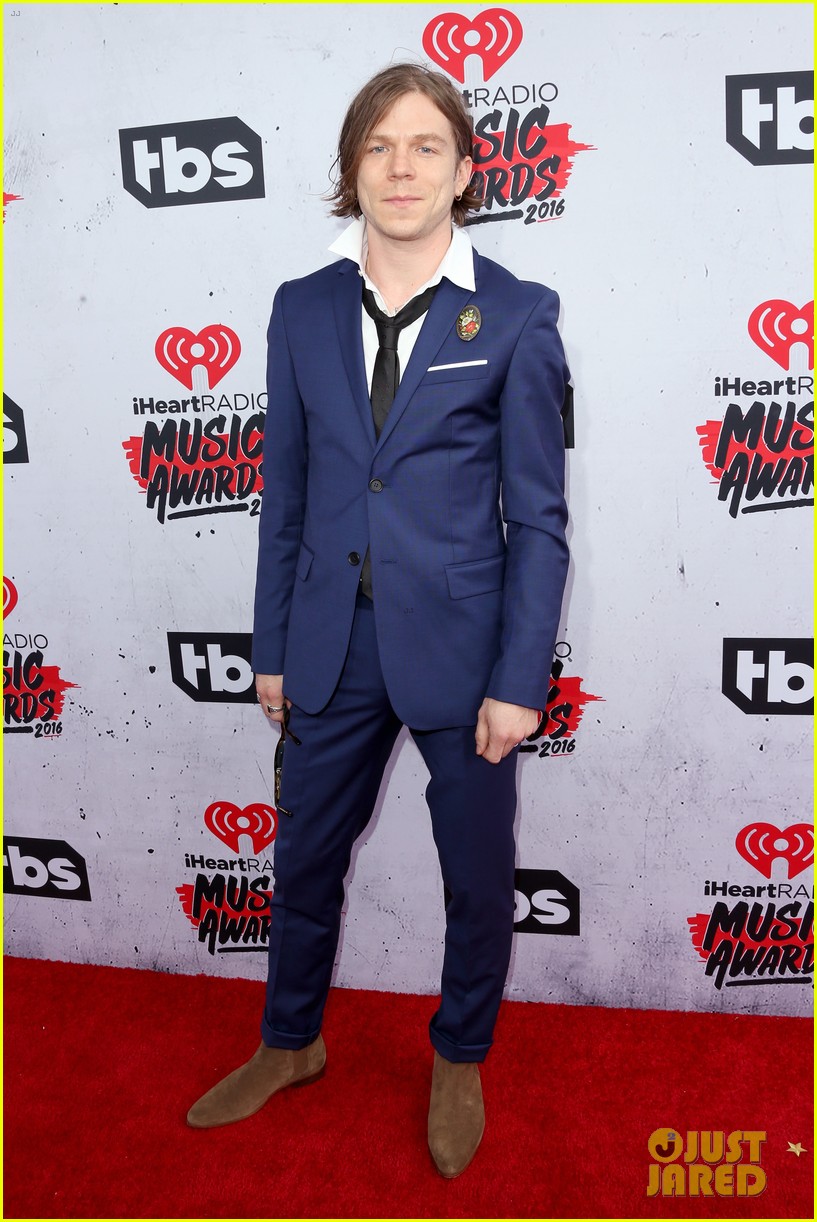 Cage the Elephant Lead Singer Matt Shultz Arrested on Felony Possession ...