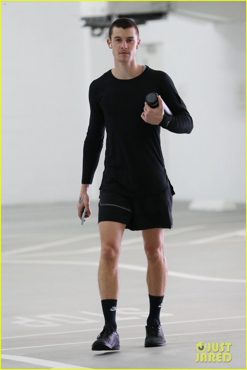 Shawn Mendes Shows Off His New Buzz Cut While Hitting the Gym: Photo ...