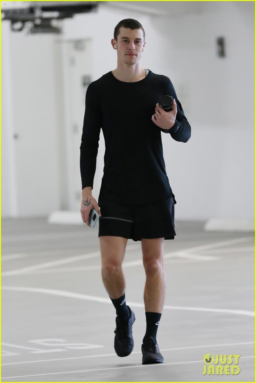 Shawn Mendes Shows Off His New Buzz Cut While Hitting the Gym: Photo ...